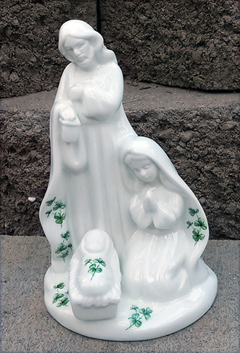 Irish Nativity Statue - Shamrocks