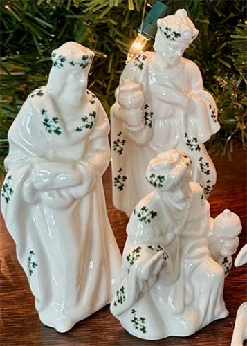 Shamrock Nativity